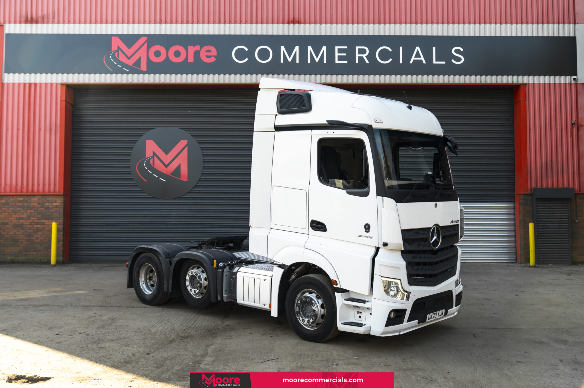 Used trucks for sale - Moore Commercials
